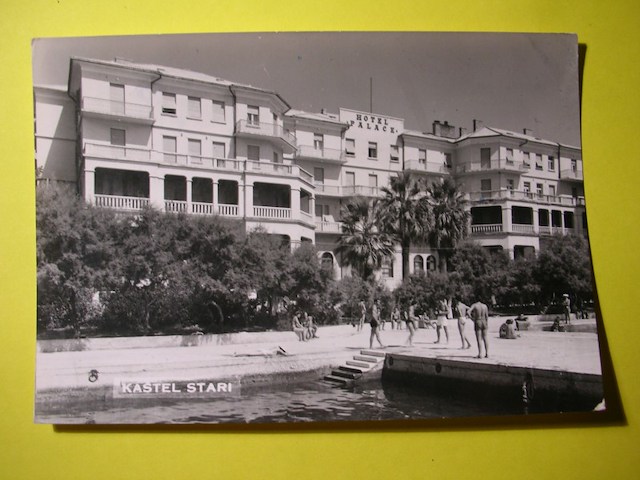 Kaštel Stari-Hotel Palace
