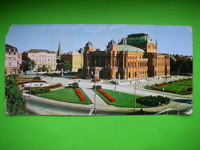 Zagreb 21.8 x 10.3 cm