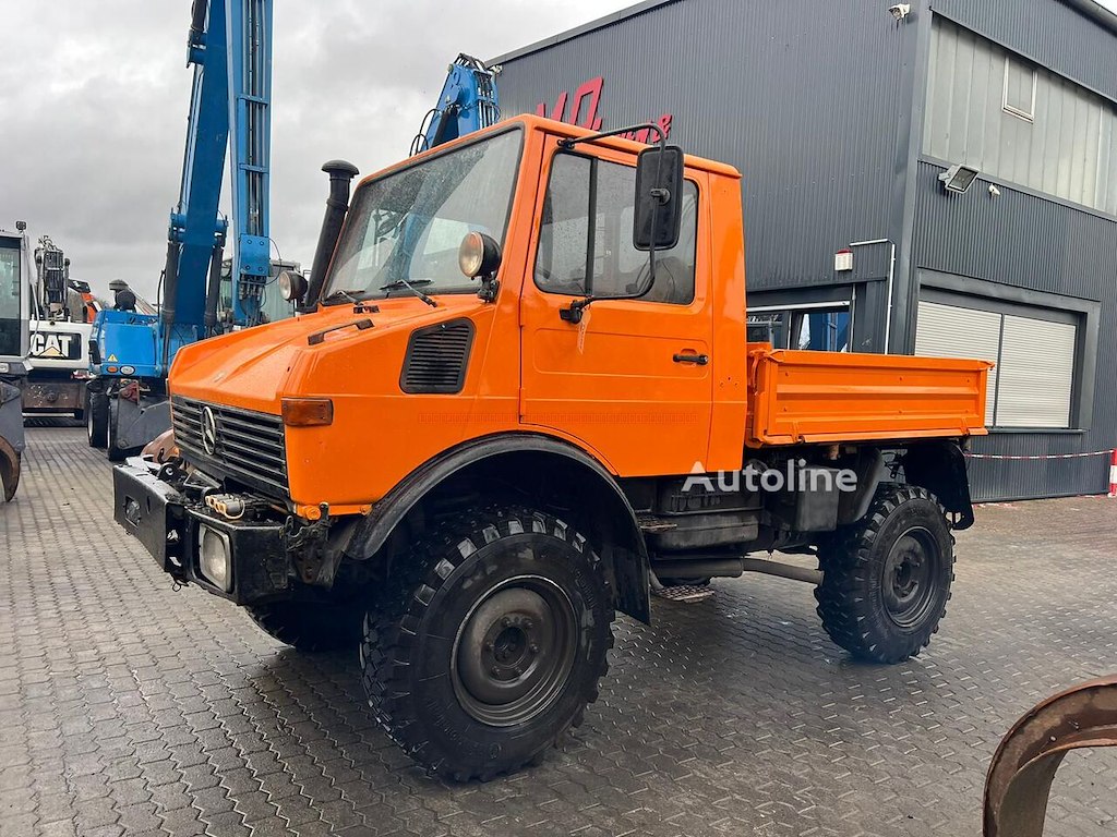 Mercedes-Benz Unimog 1000 univerzalna komunalna mašina