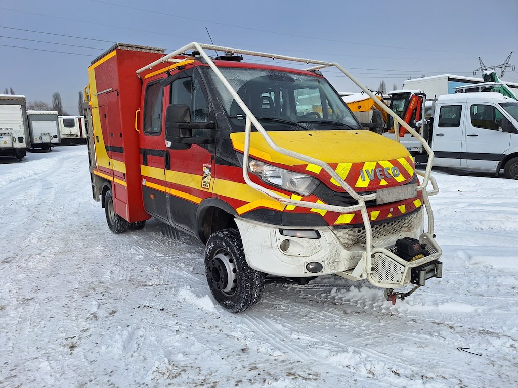 IVECO Daily 70-180 4x4 - Doka Firetruck vatrogasno vozilo
