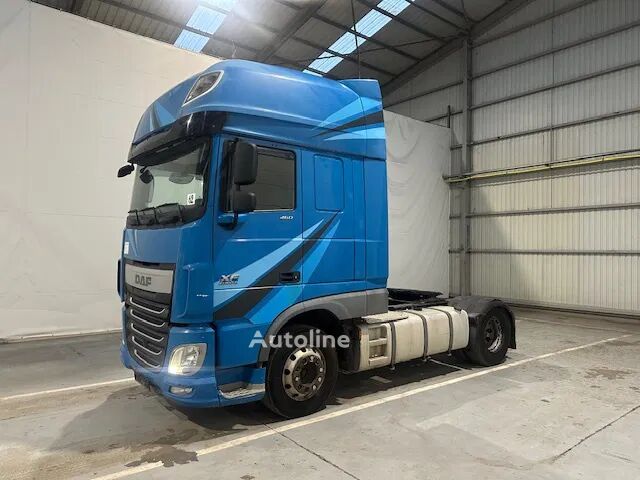 DAF XF 106.460 SUPERSPACECAB tegljač