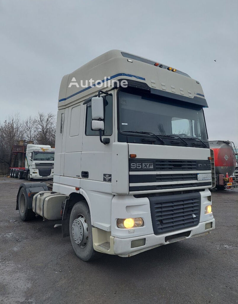 DAF XF 95.430 tegljač