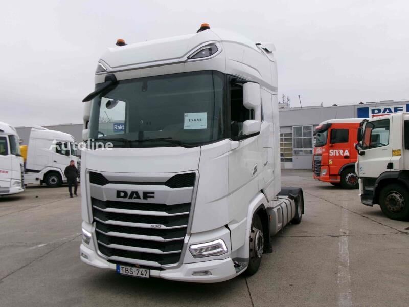DAF XG+ 530 FT LOW DECK tegljač
