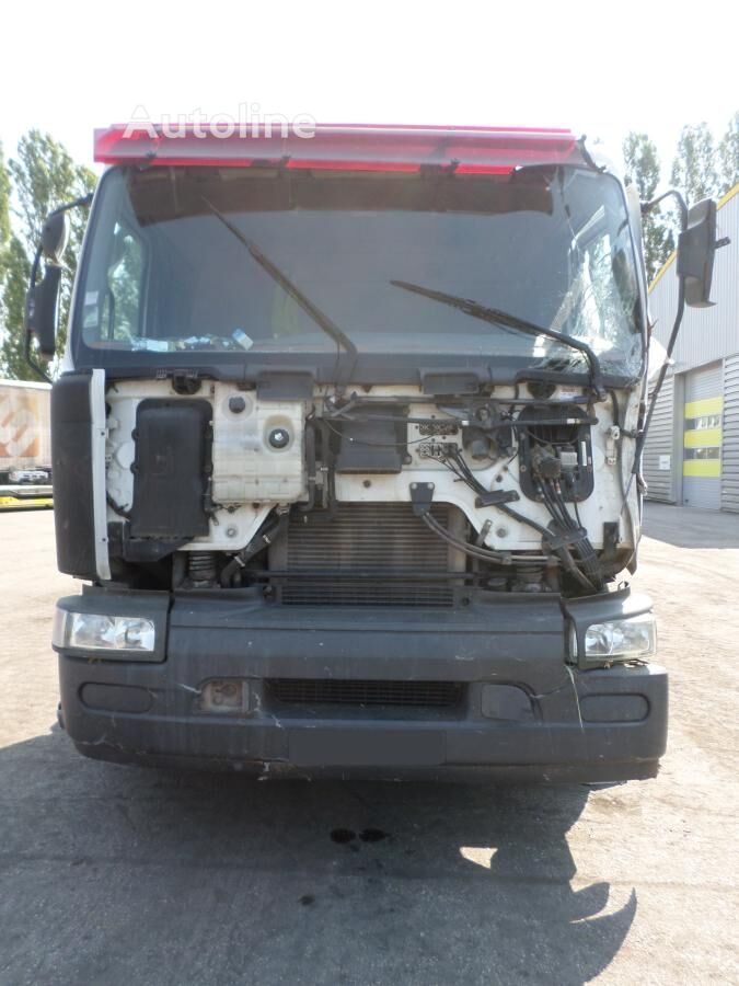 Renault Premium 370 DCI tegljač nakon udesa