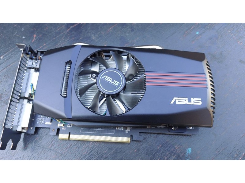 ASUS GTX 1Gb 256bit DDR5
