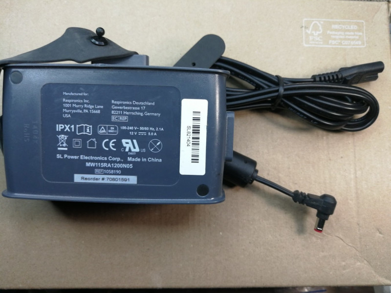 Adapter 12V --- 5A