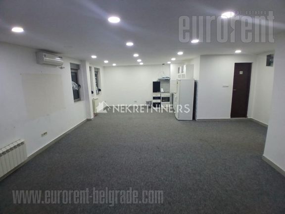 #49958, Izdavanje, P.P., DONJI DORĆOL, 2000 EUR