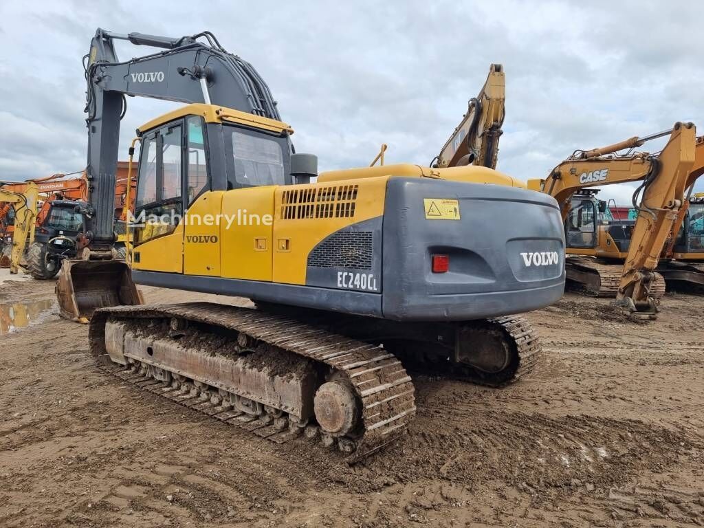 Volvo EC 240 CL bager guseničar