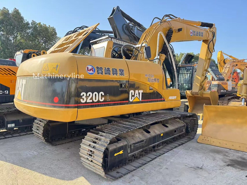 Caterpillar 320C bager guseničar