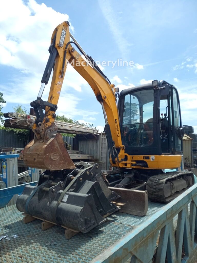 JCB 8025 mini bager