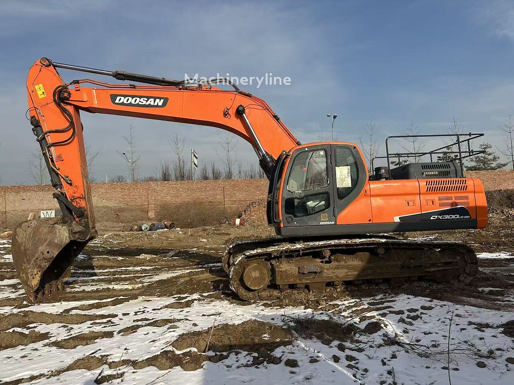Doosan DX300LC-9C bager guseničar