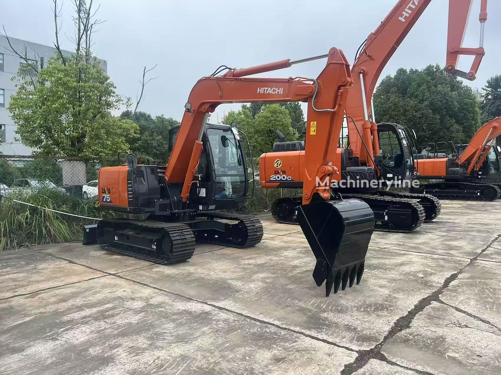Hitachi ZX75 midi bager