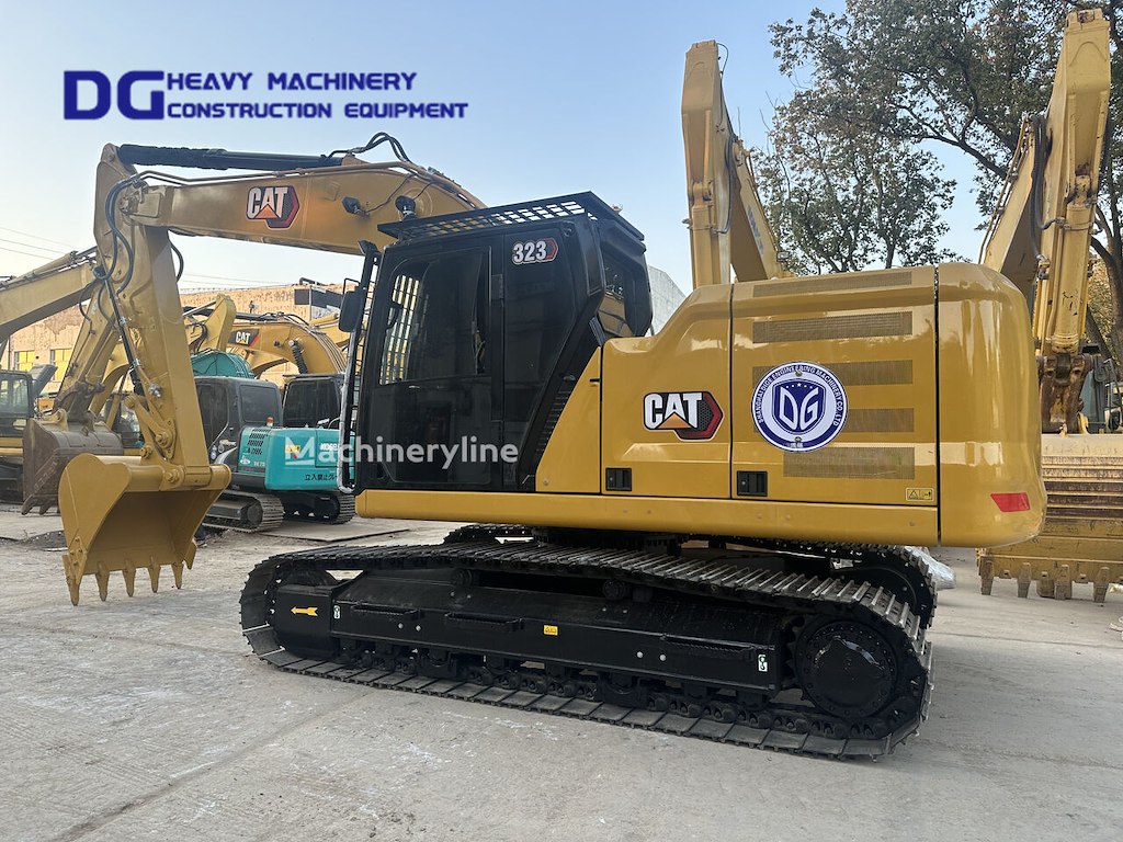 Caterpillar 323GC bager guseničar