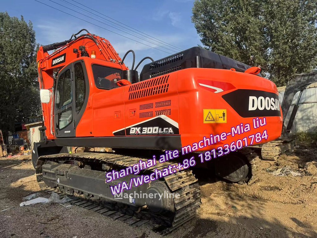 Doosan DX300LCA bager guseničar