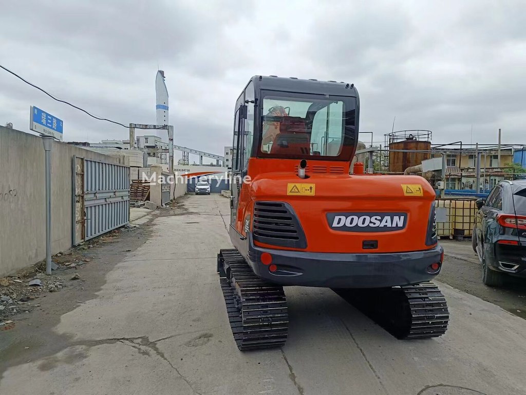 Doosan DX55-9C bager guseničar