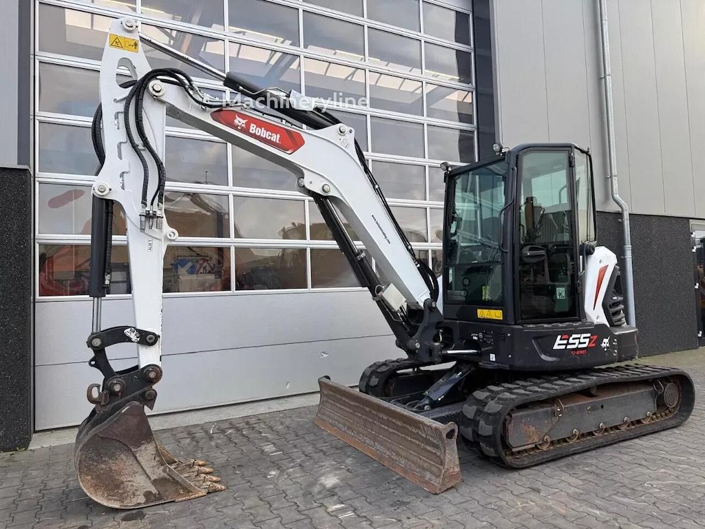 Bobcat E55z midi bager
