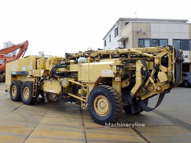 Komatsu GC380F-2 glodalica za asfalt