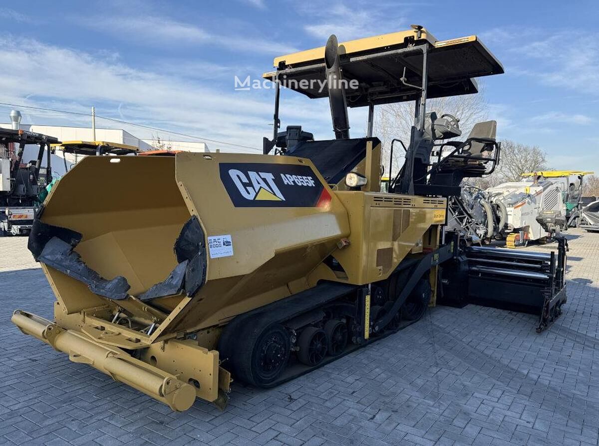 Caterpillar AP 655F asfaltni finišer guseničar
