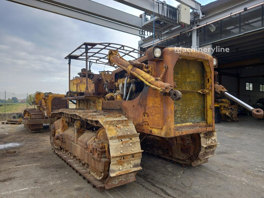 Caterpillar D8H buldožer