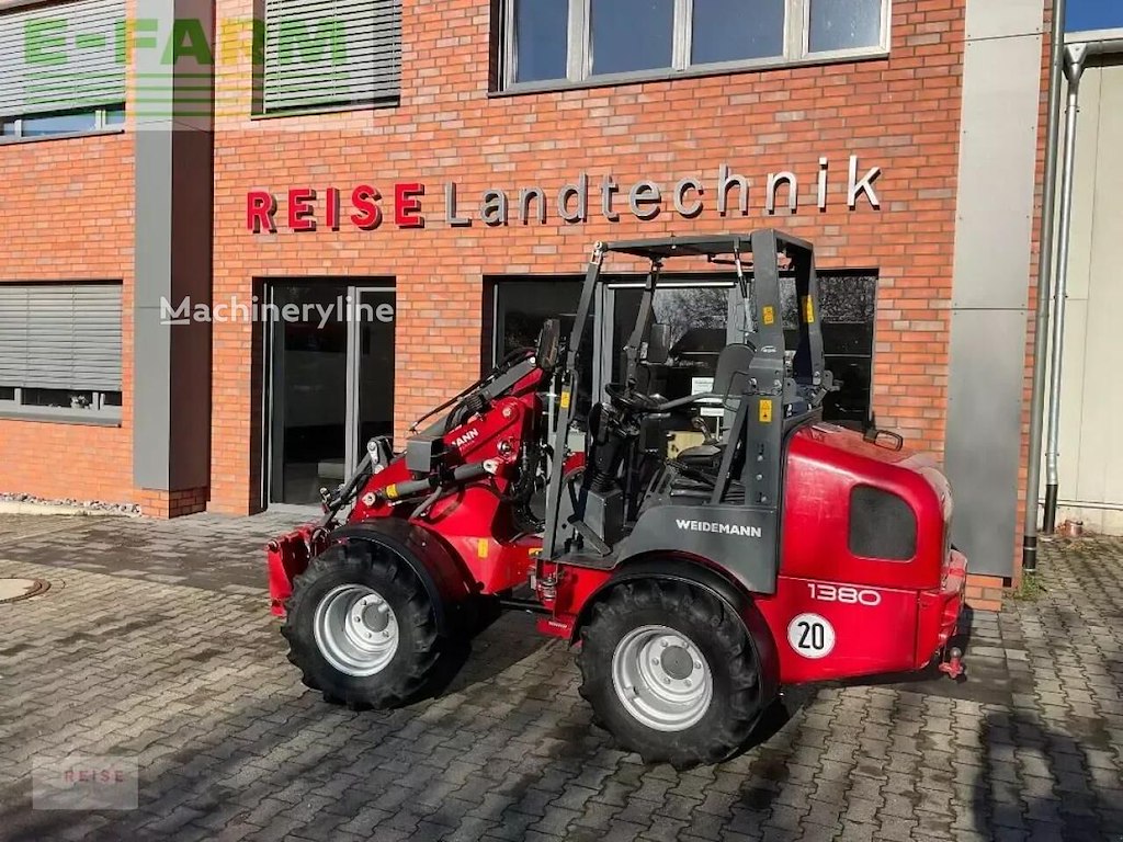 Weidemann 1380 prednji utovarivač