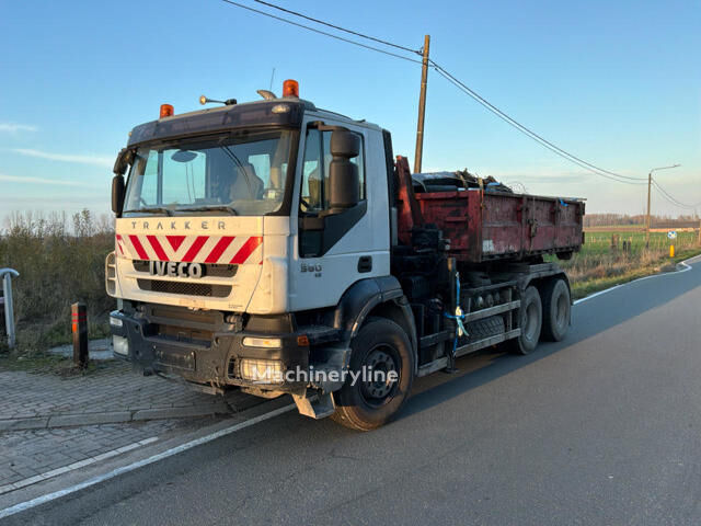 Prodaje se IVECO 360 E5 drugu građevinsku mašinu na aukciji