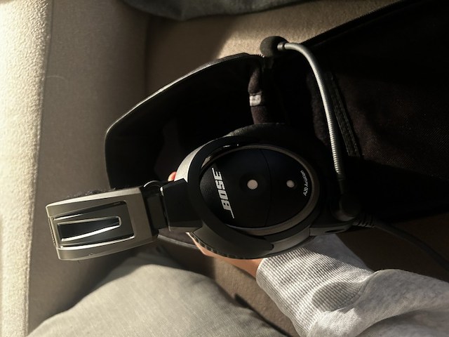 BOSE A20 Aviation Headsets ( Pilotske slusalice)