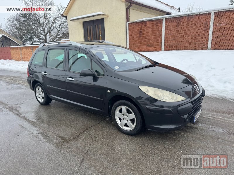 Peugeot 307 1,6Hdi 66Kw Dobar Auto