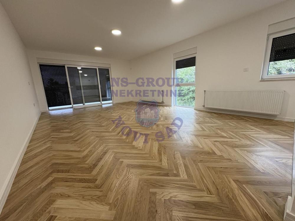 Četvorosoban stan na prodaju, 103m2, 297.060€