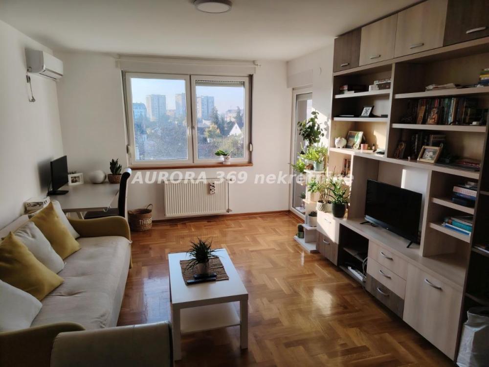 Jednoiposoban stan na prodaju, 42m2, 135.000€