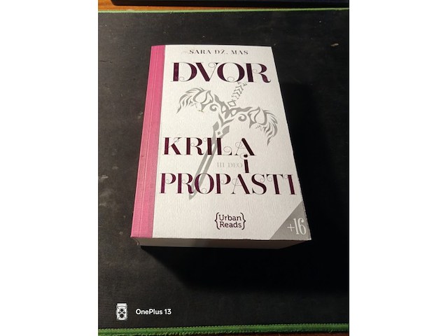 Dvor Krila i propasti Sara Dž. Mas