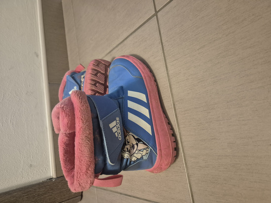 Adidas cizme 32