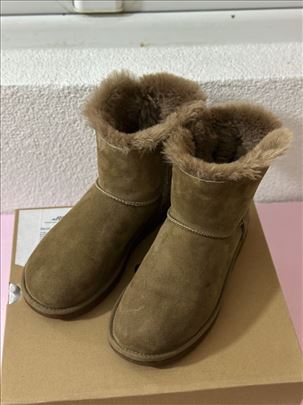 Ugg