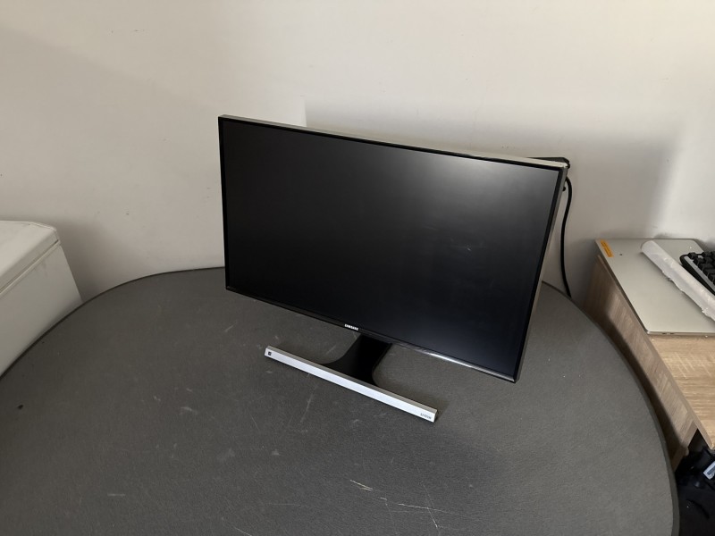 Samsung monitor S27D590P