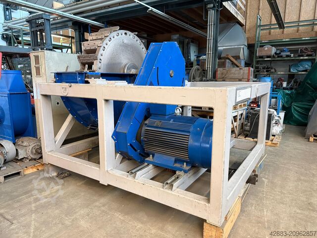Rascepni mlin Aufschlussmühle Reifenwolf
RW Recycling World Reifenwolf