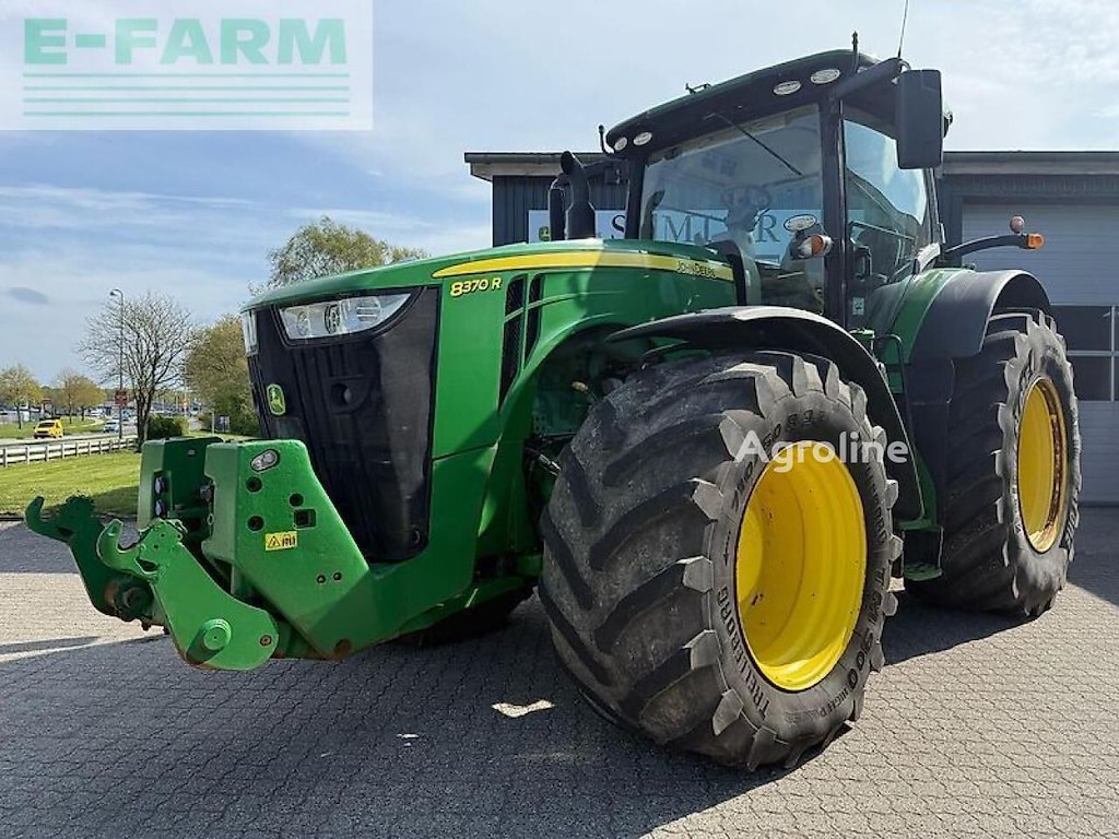 John Deere 8370r traktor točkaš