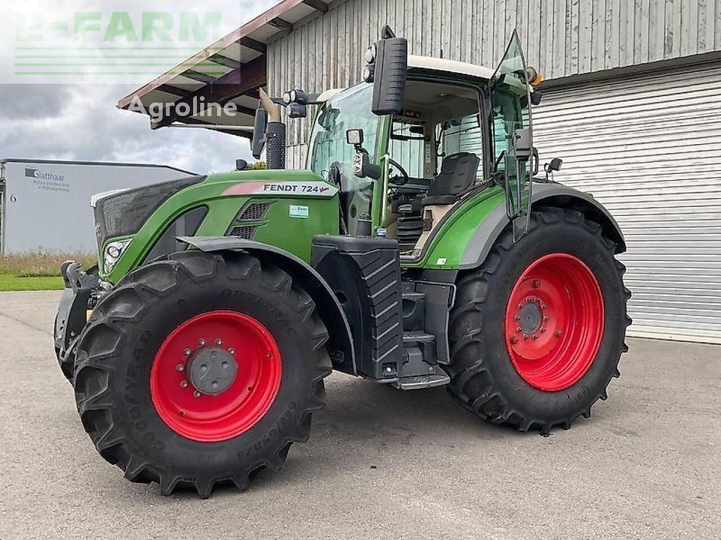 Fendt 724 vario traktor točkaš