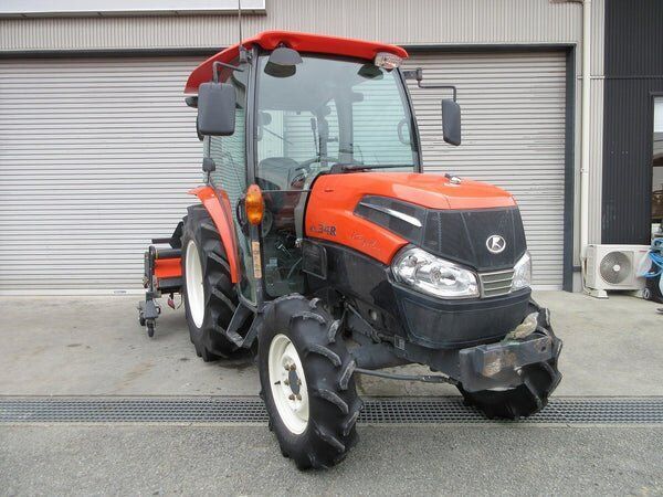 Kubota TRACTOR(Kubota) traktor točkaš