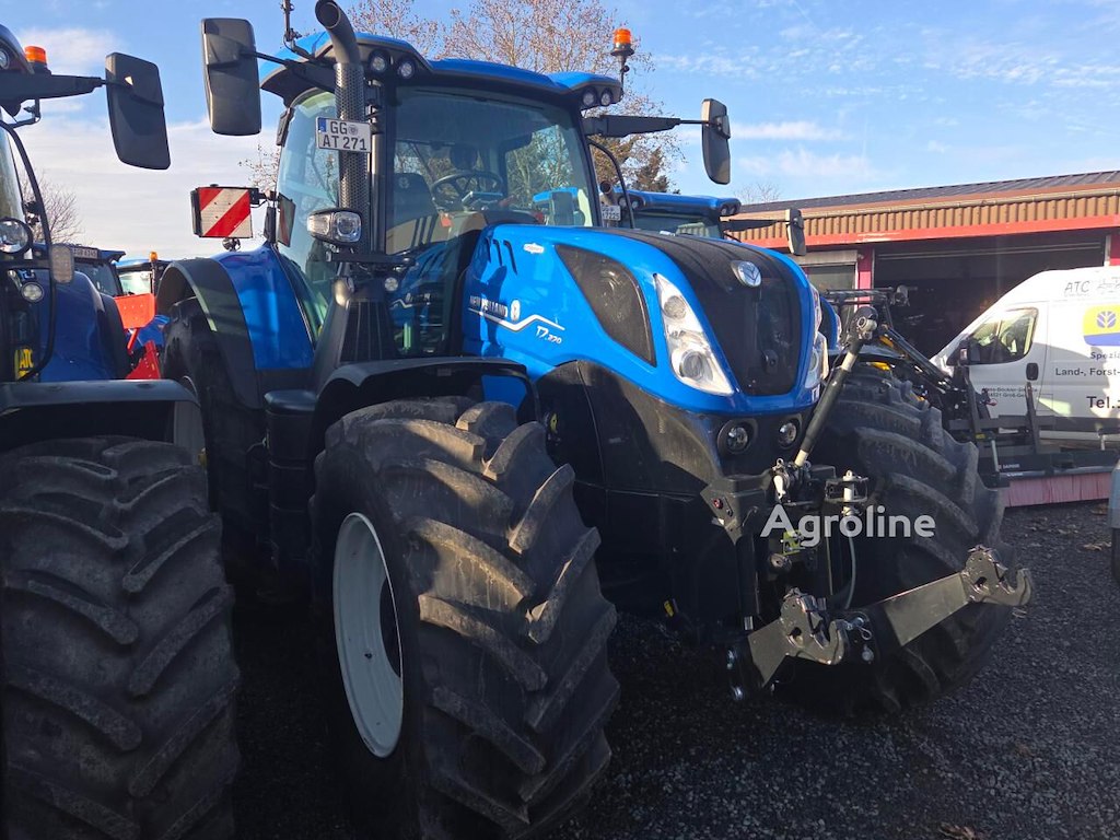 Novi New Holland T 7.270 Ac PLMi traktor točkaš