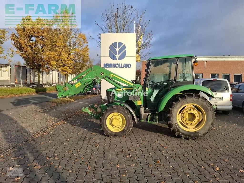 John Deere 5055 e traktor točkaš
