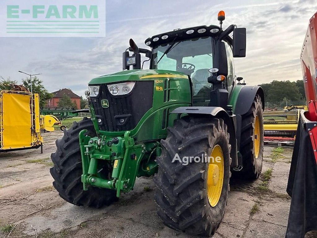 John Deere 6250r traktor točkaš