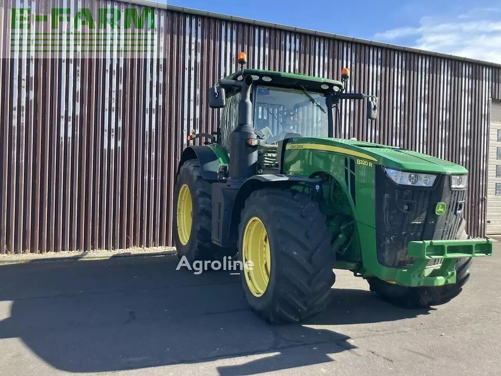 John Deere 8320r traktor točkaš