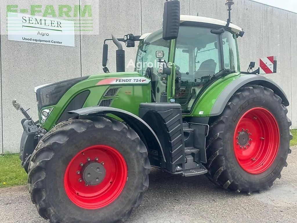 Fendt 724 traktor točkaš