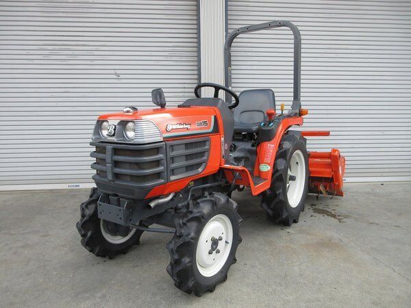 Kubota TRACTOR(Kubota) mototraktor