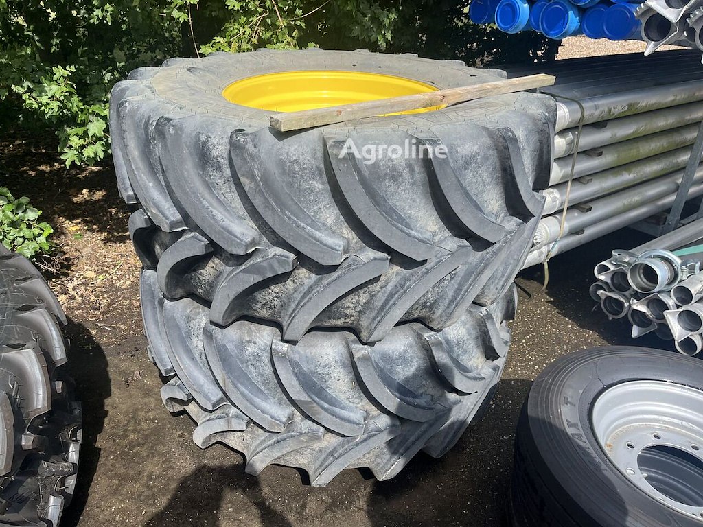 Vredestein 710/70R38 EN 600/65R28 wielen točak