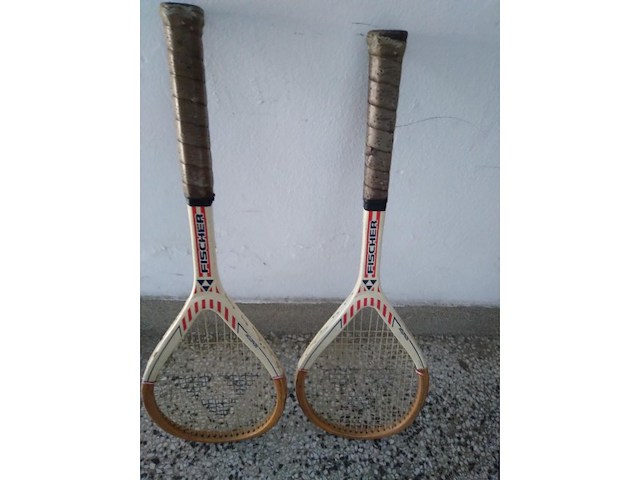 Tenis reket Fischer Austria,beli drveni, iskrivljen sam
