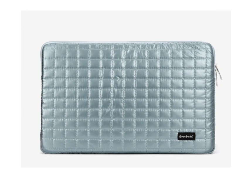 Torba BOMBATA 100gr sleeve 15,6"/16" Pale Blue
