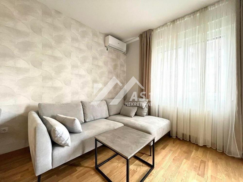 Izdajem LUX pet friendly jednoiposoban stan - Avenija Garden-novogradnja! ID#5196 500 €