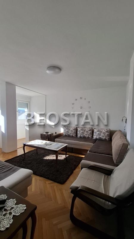 Novi Beograd - Blok 34 #65918 700 €
