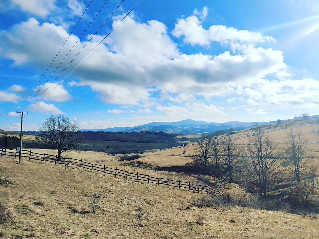 Plac Divcibare-Tometino Polje,gradjevinsko zemljiste