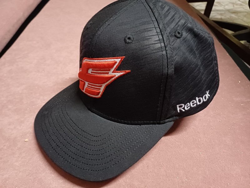 Reebok avangard original kačket